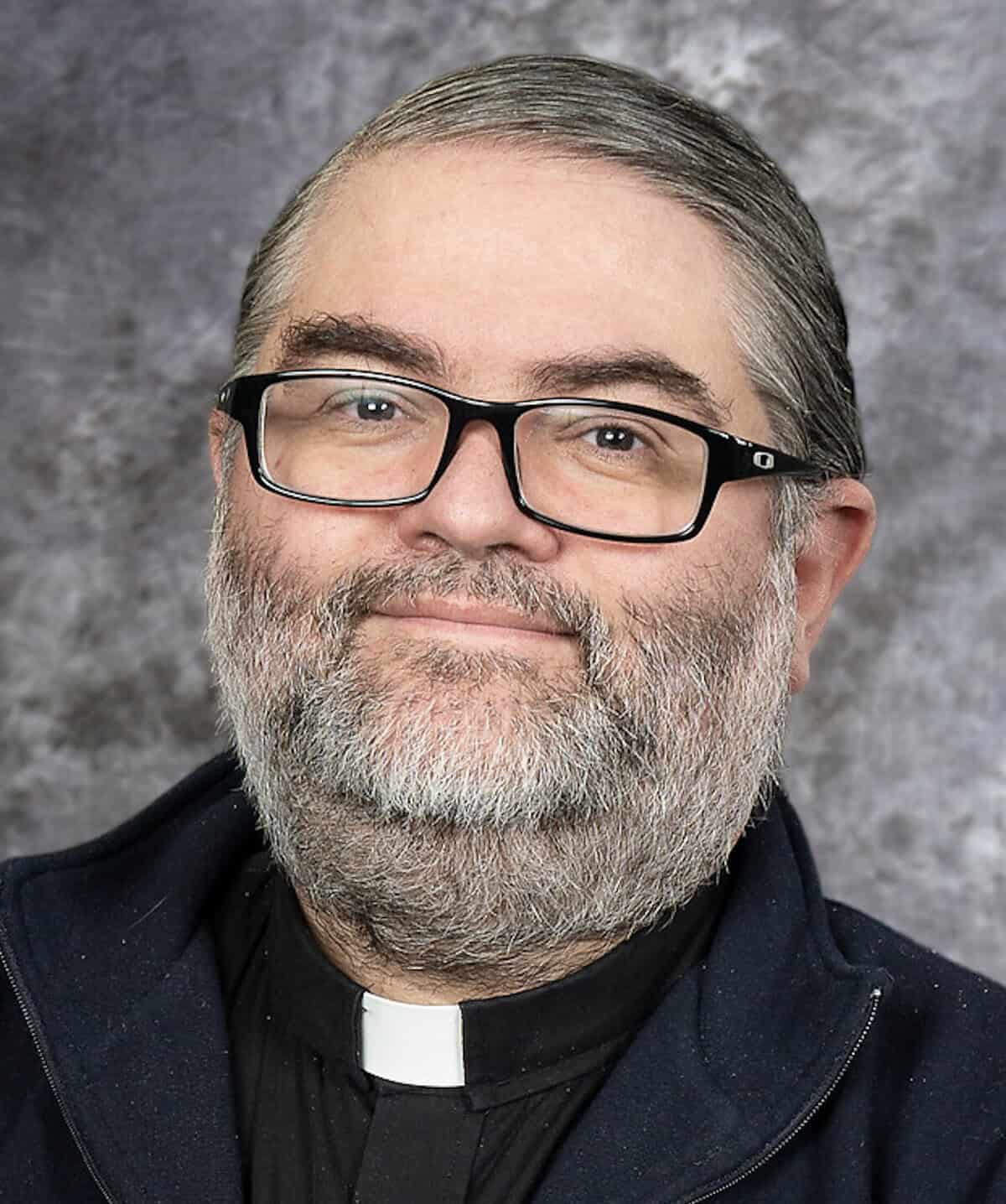 Pedersen, Fr. Bryan - Sacred Heart Catholic School
